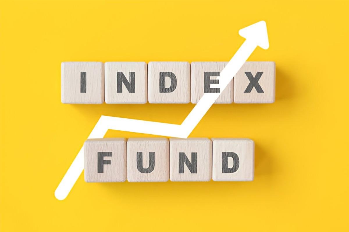 Actively Managed Funds vs. Index Investing: A Deep Dive into ...